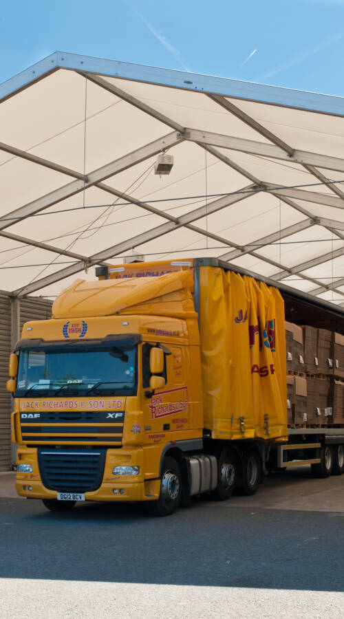 Industrial Canopies & Loading Bay Shelters | Hire & Buy | Aganto